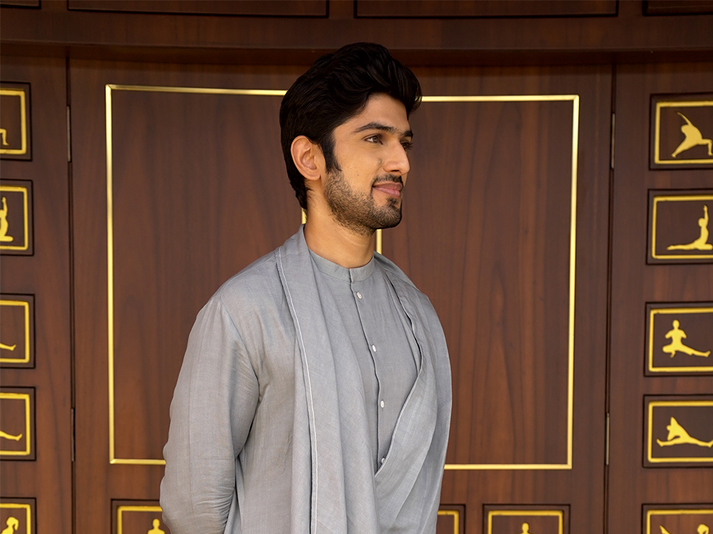 Hrishi J Yogendra - The Yoga Institute Rishikesh